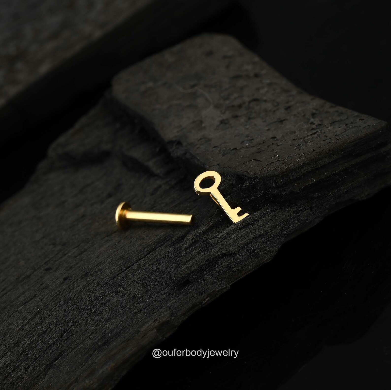 14K Solid Gold Key&lock Threadless Push Pin Labret Stud Earrings ...