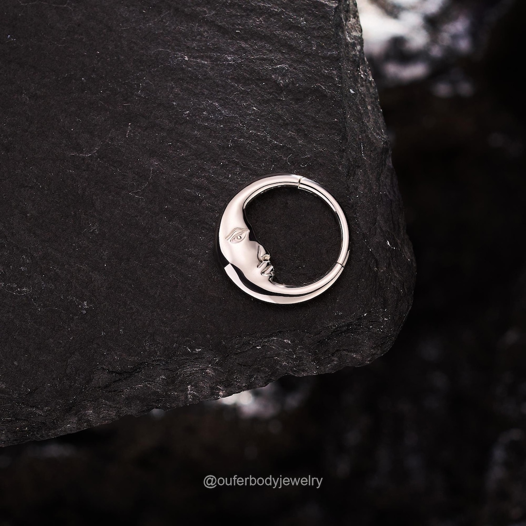 16G Titanium Silver Moon Septum Clicker/human Face Hinged Daith Hoop ...