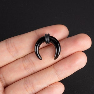Cresent Horseshoe Stone Pincher Septum Ring 00g,0g,2g,4g,6g/ear Gauge ...
