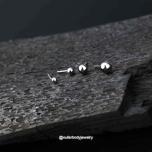 14K White Gold Solid Ball Threadless Push in Labret Stud Earrings ...
