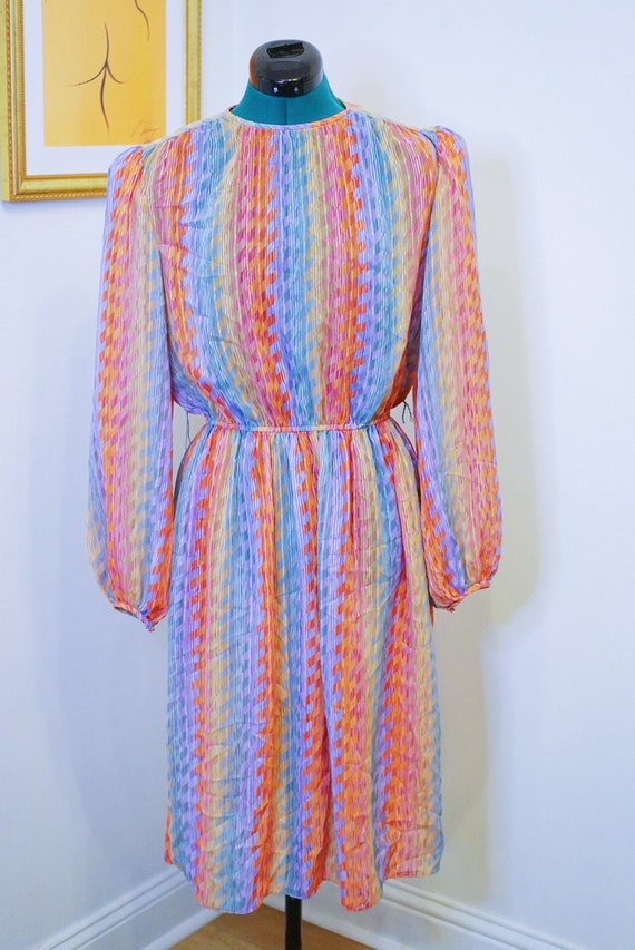 Vintage Jackie Taub Sheer Rainbow Chevron Puff Sleeve… - Gem