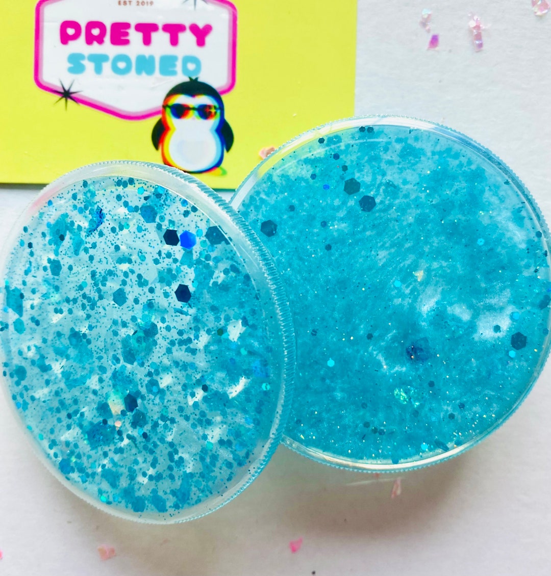 Grinder Sparkly Blue Holographic Grinder – Crystal-inspired Glitter ...