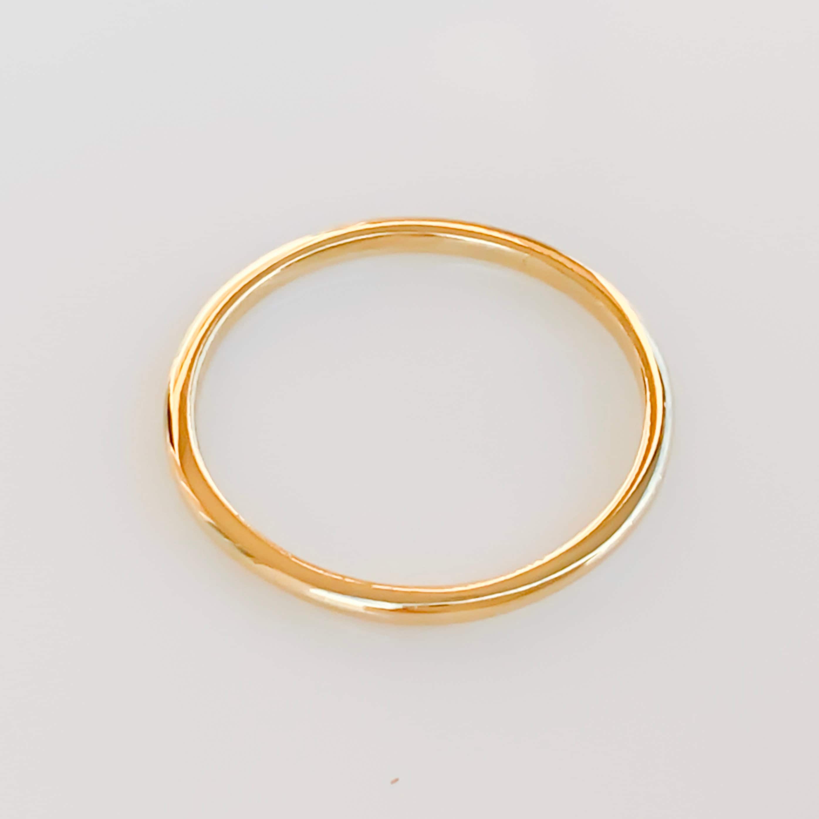 14K Solid Gold Round Wedding Band / Wedding Ring / Dainty | Etsy