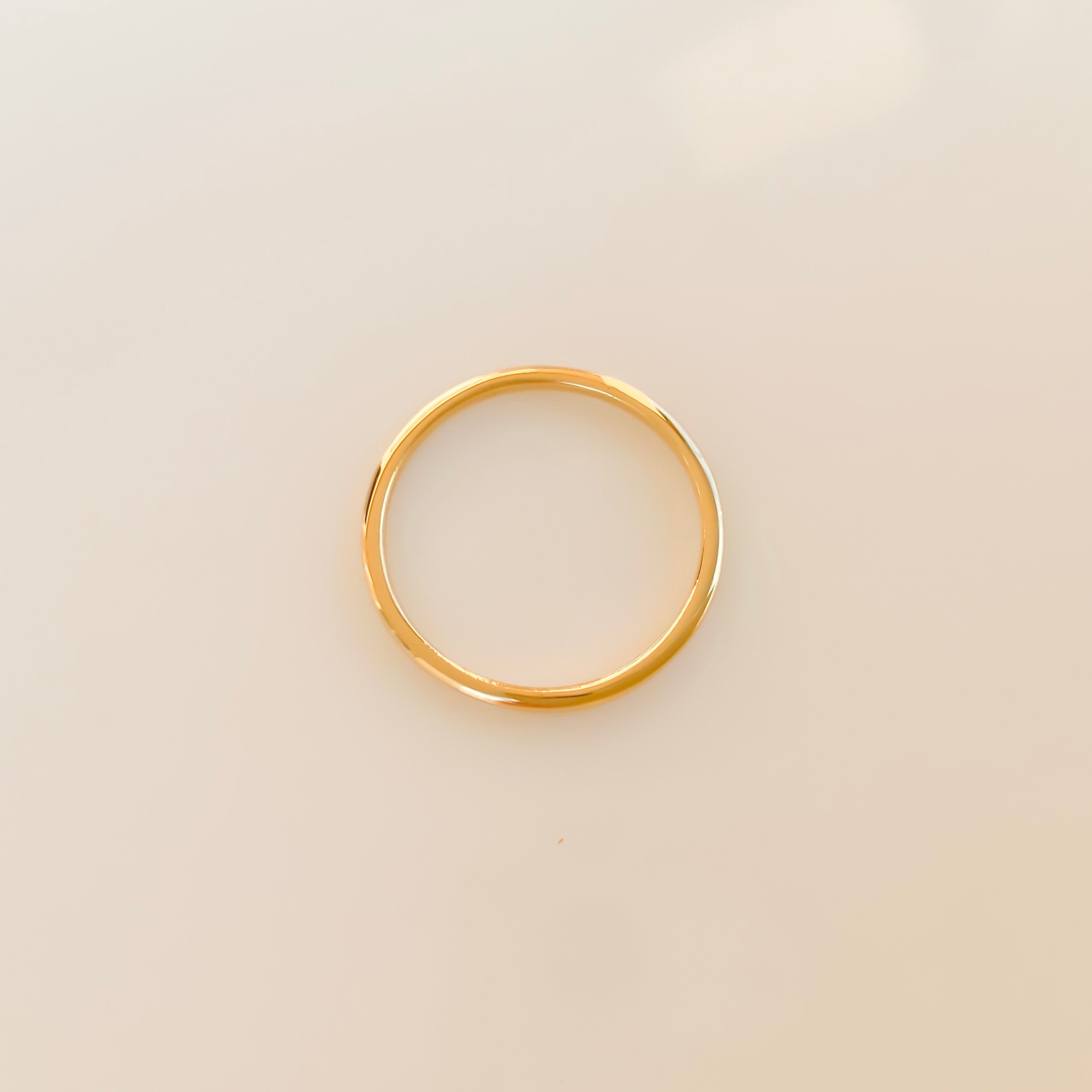 14K Solid Gold Round Wedding Band / Wedding Ring / Dainty - Etsy