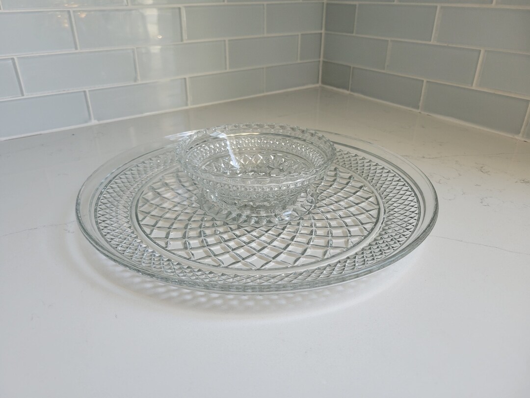 Vintage Clear Glass Chip and Dip Tray Diamond Pressed Glass Design - Etsy