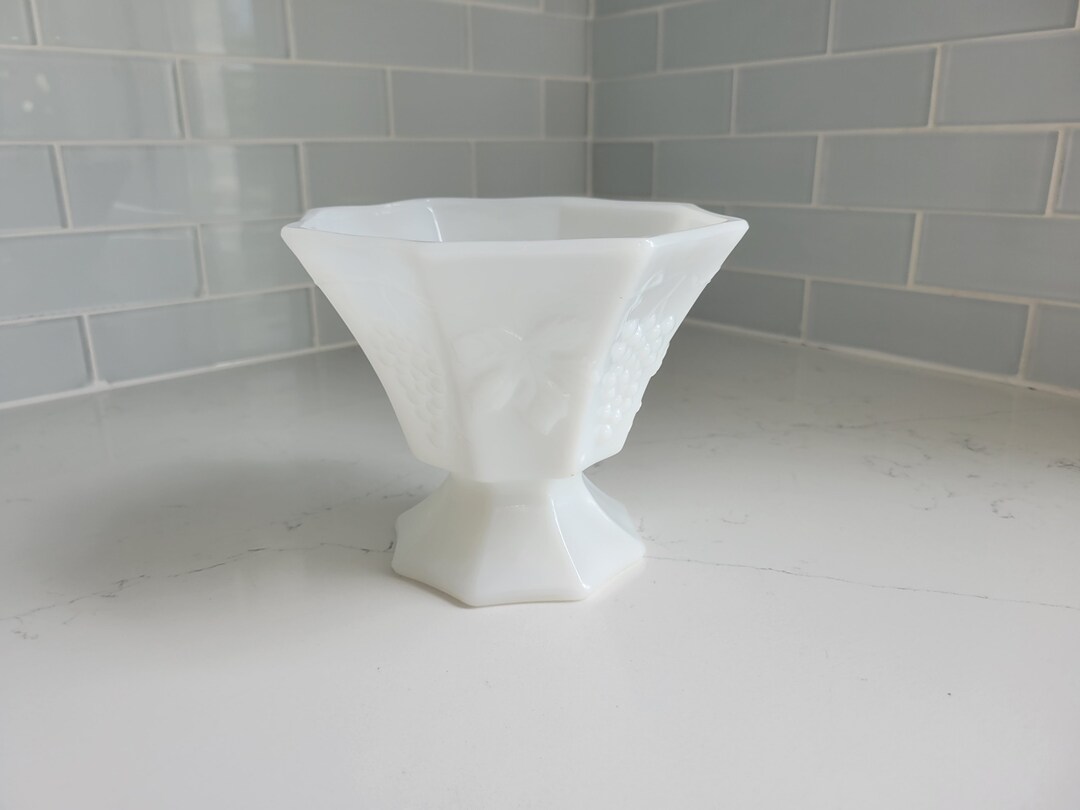 Vintage Grape and Grapevine Octagonal Rim and Base - Etsy