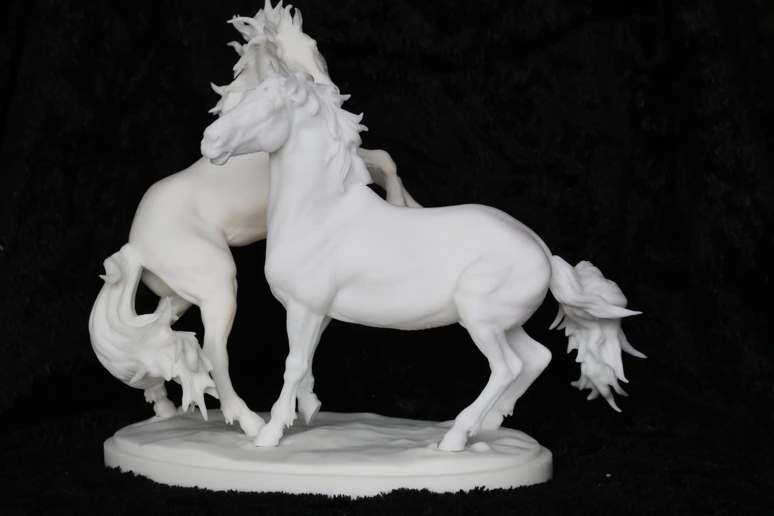 1/9 Scale Fighting Camargue Horses Resin Model Horse LTD Edition Resin ...