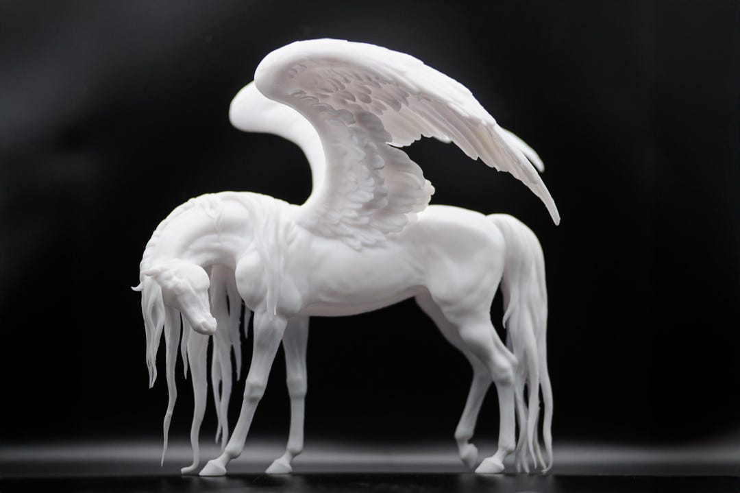 Pegasus Model Horse Artist Resin - White Resin Figurine - Unpainted ...