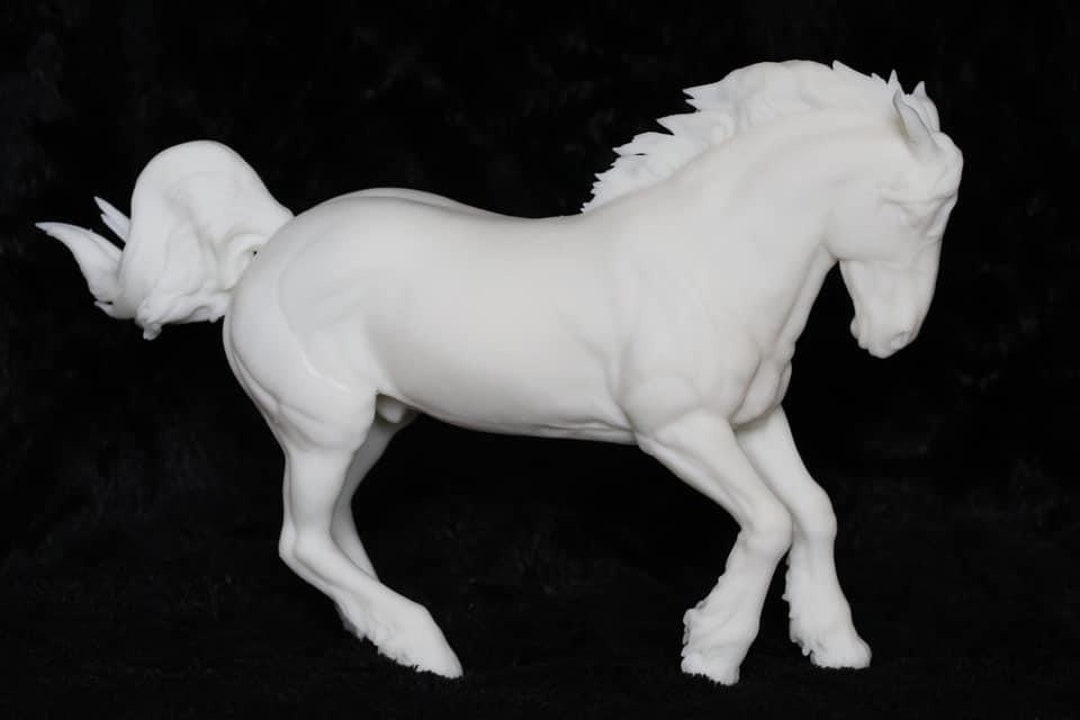 Traditional 1/9 Scale Cob Horse Stallion Resin Model Horse LTD Edition ...