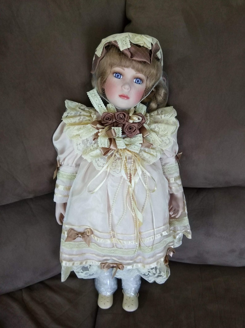 William Tung Collection 1997 Maxine Porcelain Doll With Original Box - Etsy