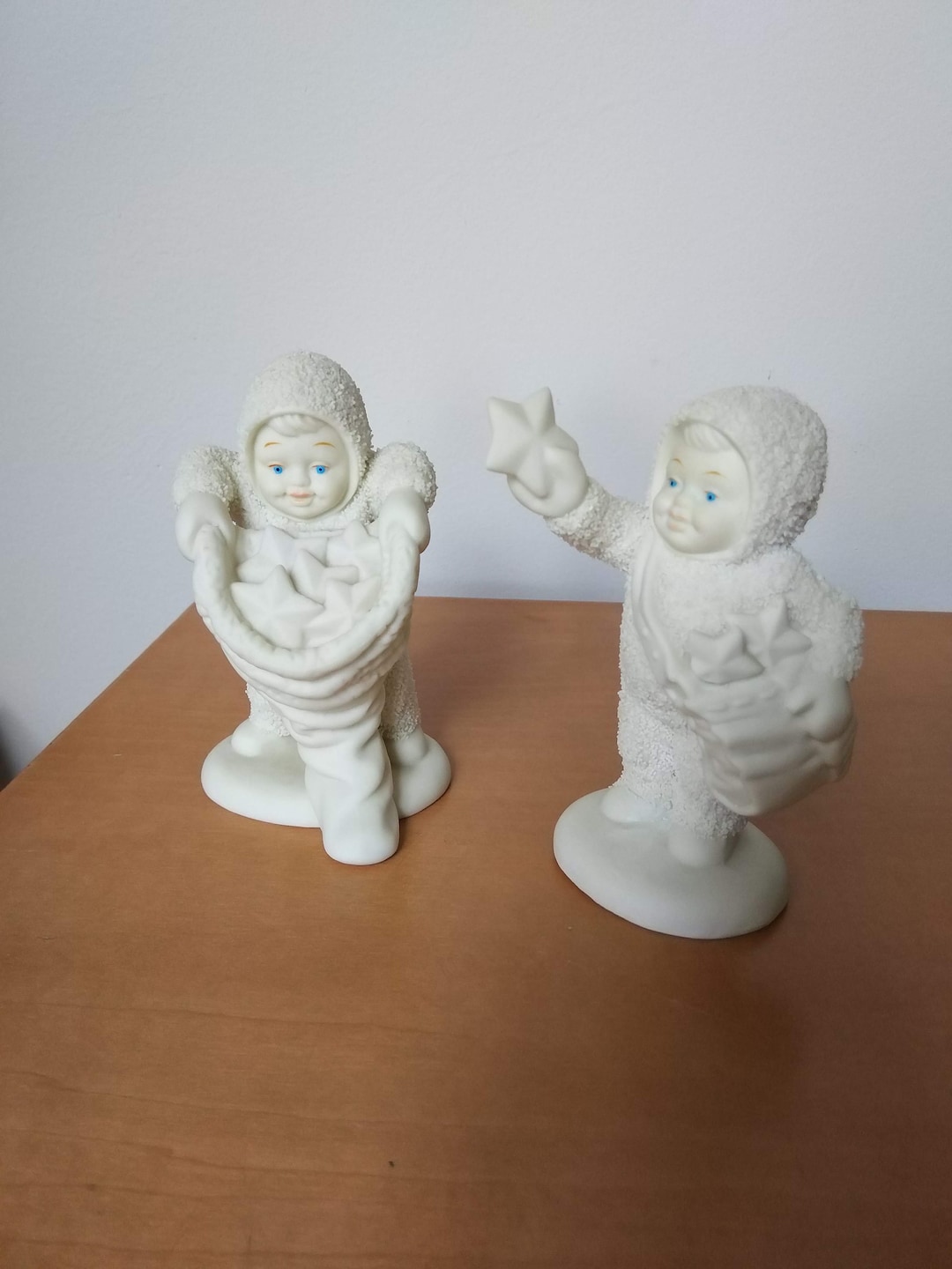 Department 56 Snowbabies Hugs and Kisses Set of 2 Christmas Figurines ...