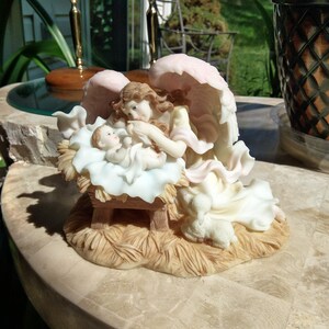 Seraphim Classics Heaven on Earth Natalie Joy to the World Nativity ...