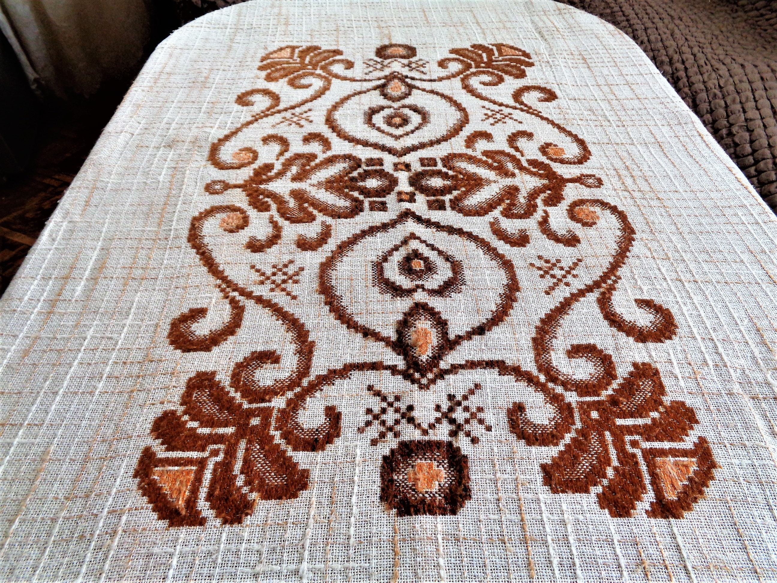 Woolen Tablecloth Designs