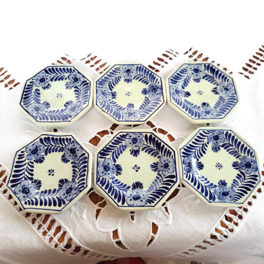 Delft Blue White Ceramic Coasters, Dutch Drinks, Vintage 40s Tavern Bar ...