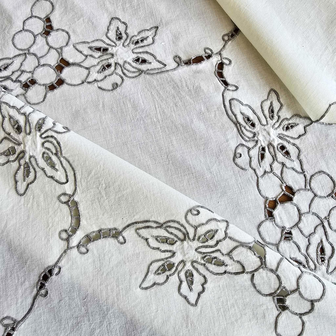 Vintage Richelieu Cutwork Embroidered Tablecloth Scalloped Square Table ...
