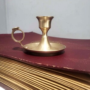 Vintage Brass Candle Holder With Handle, Chamber Candlestick for Dining ...