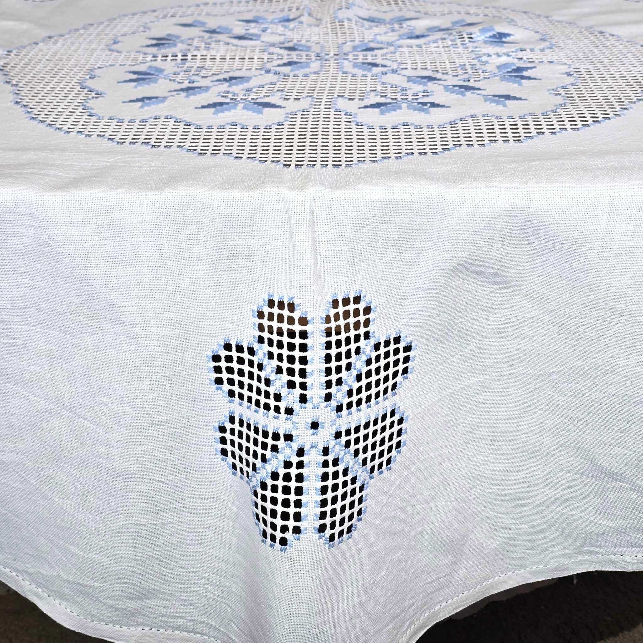 Vintage Embroidered Round Tablecloth White Linen With Blue Hand ...