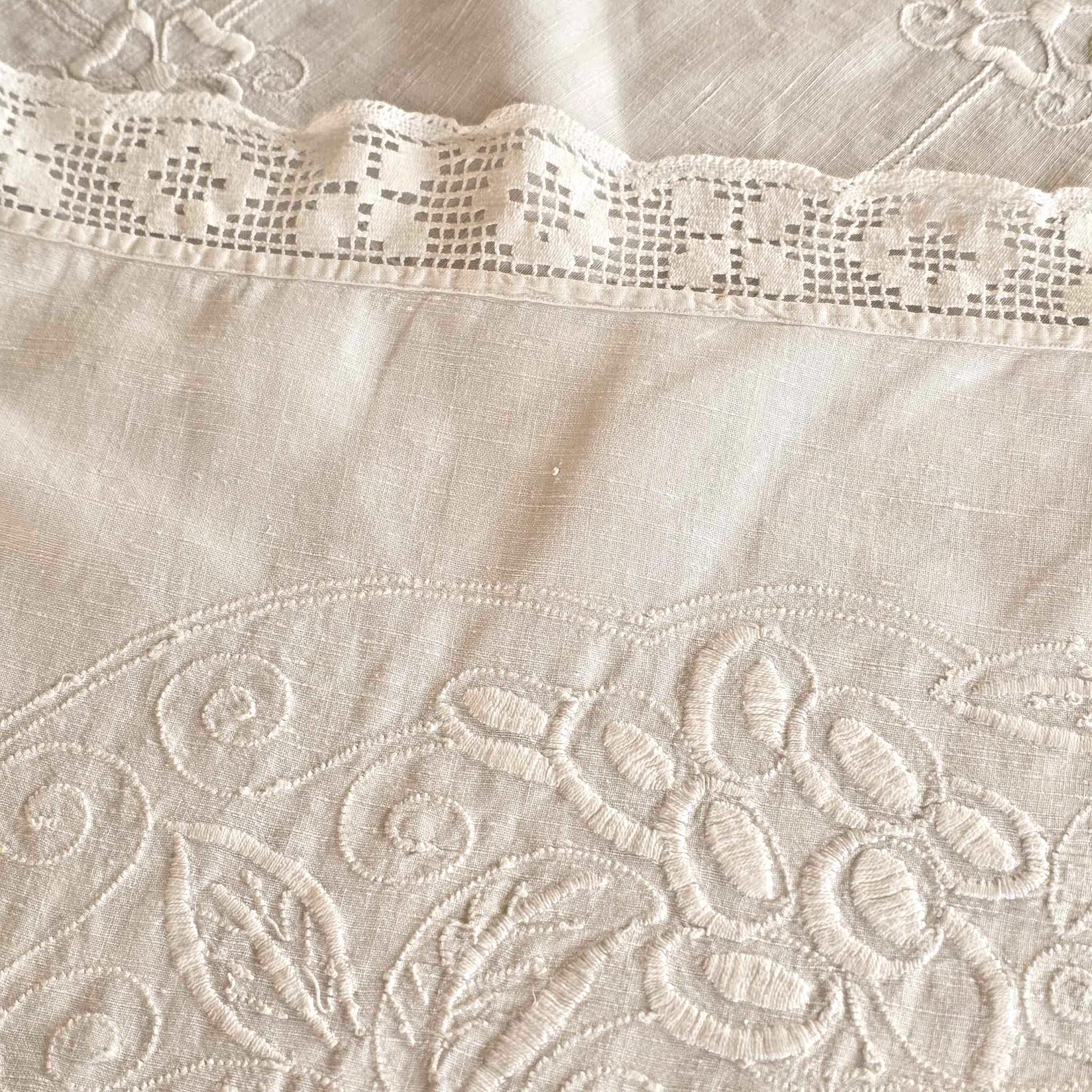 Vintage White Linen Tablecloth Hand Embroidered 56'' Square Wedding ...