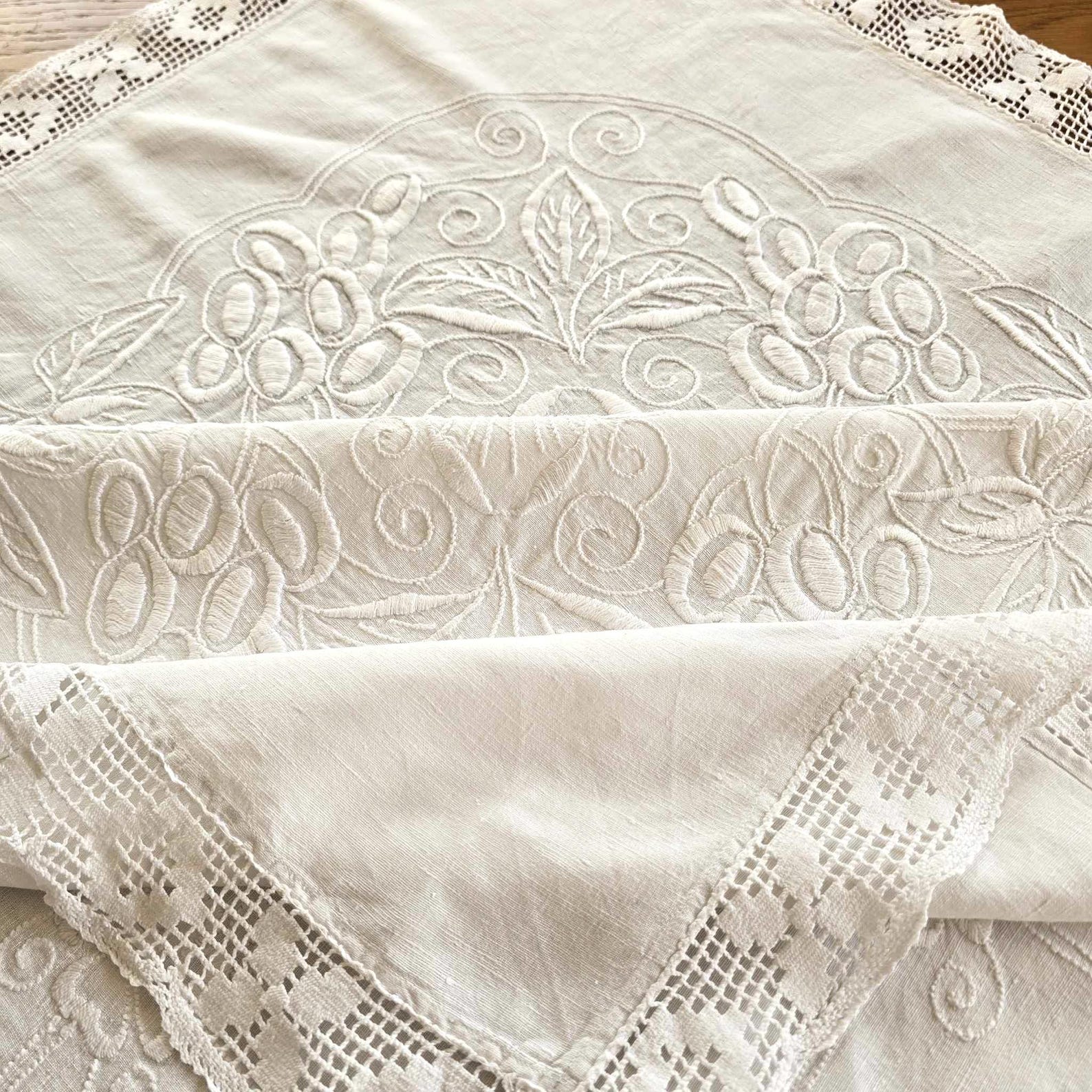 Vintage White Linen Tablecloth Hand Embroidered 56'' Square Wedding ...