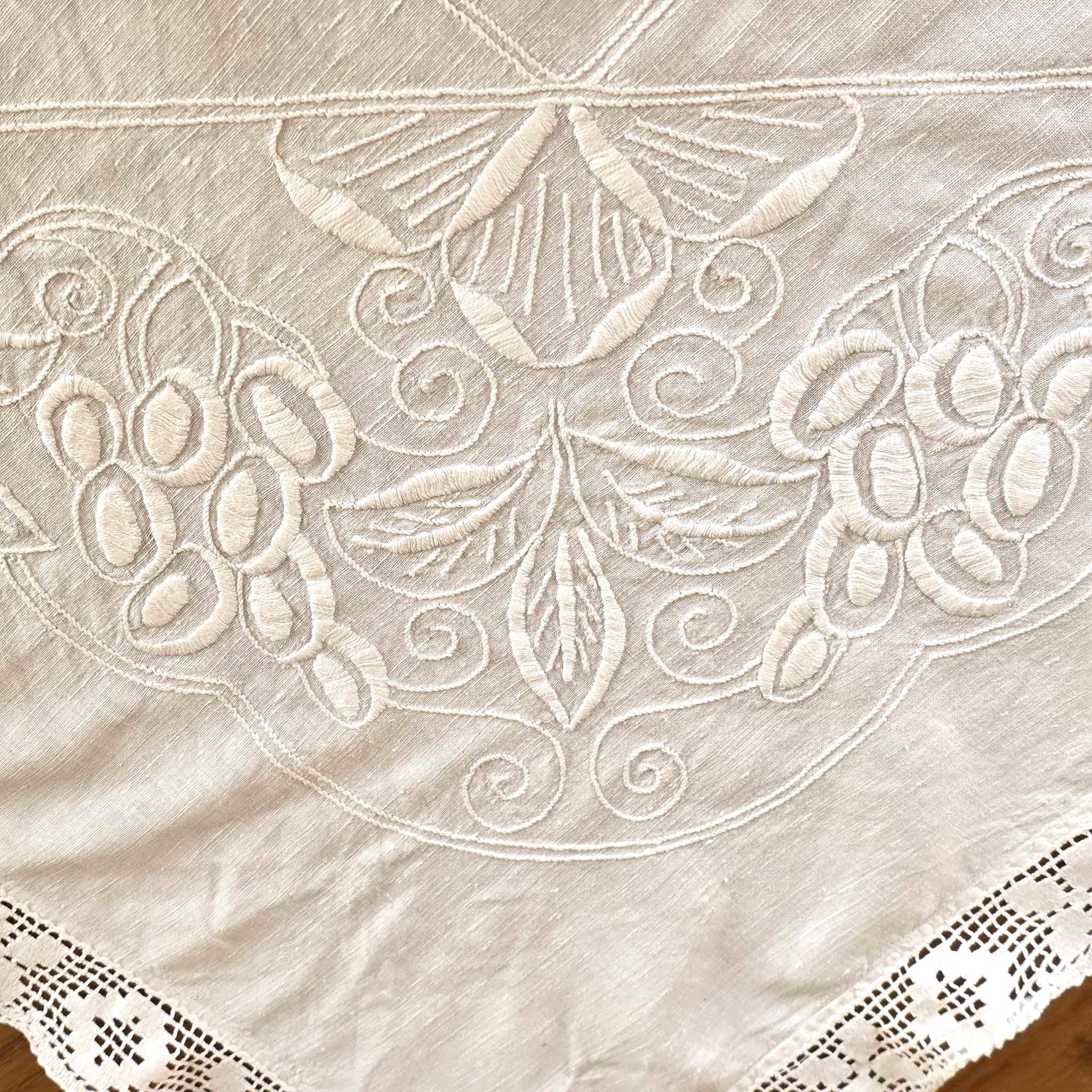 Vintage White Linen Tablecloth Hand Embroidered 56'' Square Wedding ...