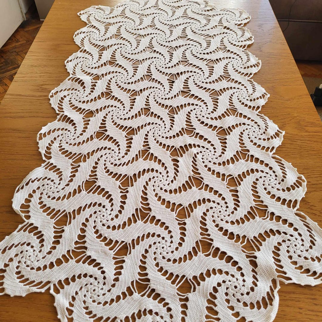 Vintage 1970s White Hand Crocheted Table Runner Dresser Scarf Crochet ...