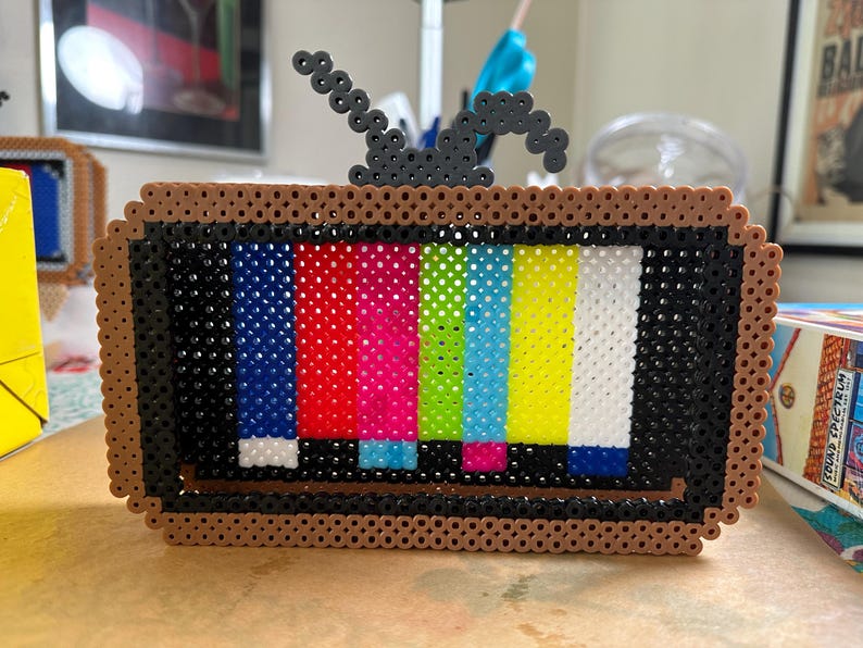 Fuse Bead Retro TV Phone Stand Pattern: DIY Perler Melty Bead Design ...