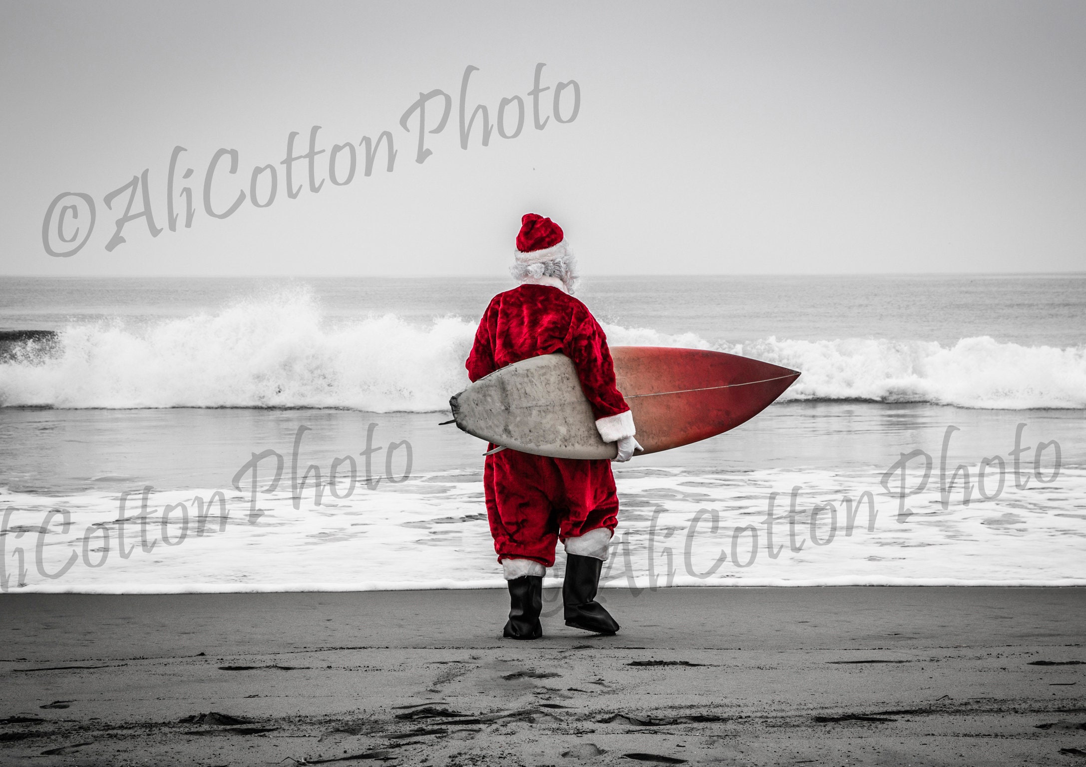 Santa on Beach Christmas Cards - Santa Claus Christmas Cards ...