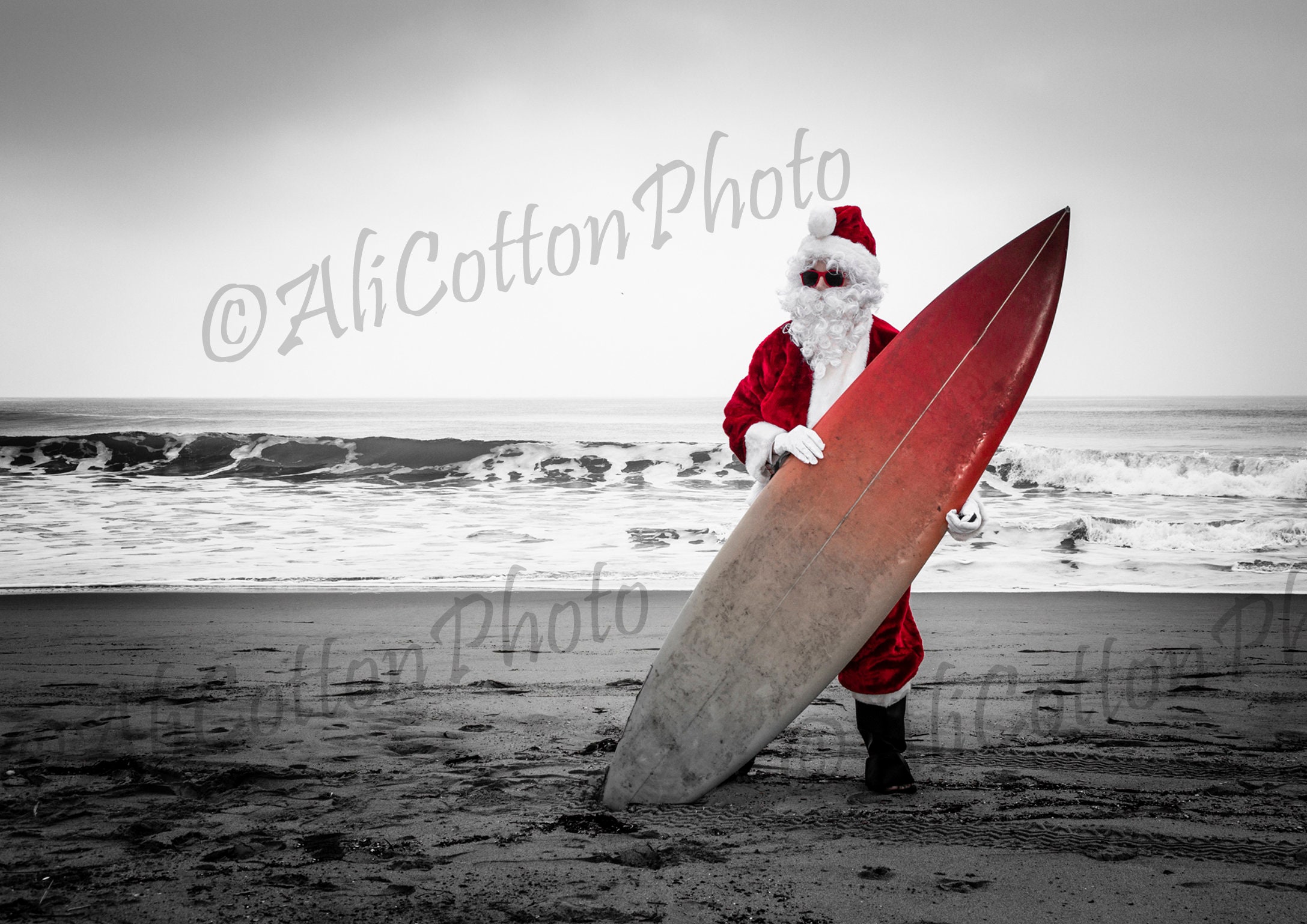Santa on Beach Christmas Cards - Santa Claus Christmas Cards ...
