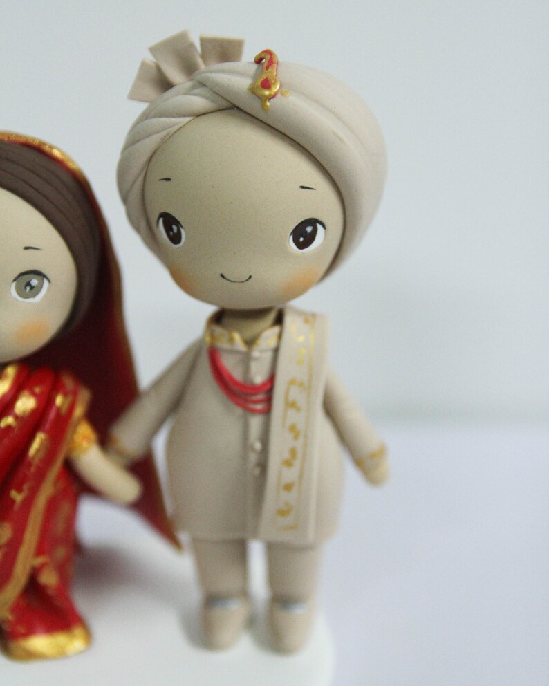 Indian Wedding Cake Topper, Traditional Hindu Wedding Couple, Saree ...