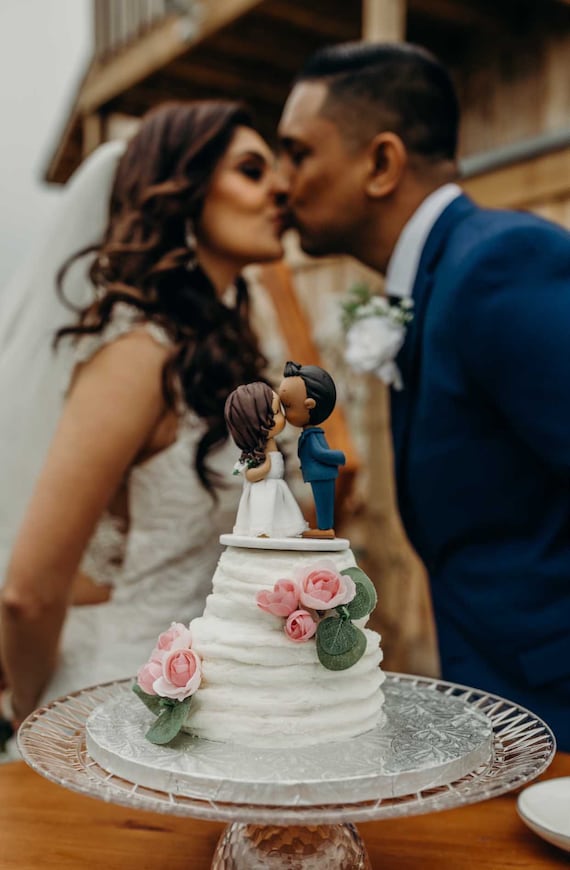 Traditional wedding cake toppers 60 photos - Vianawedding.com
