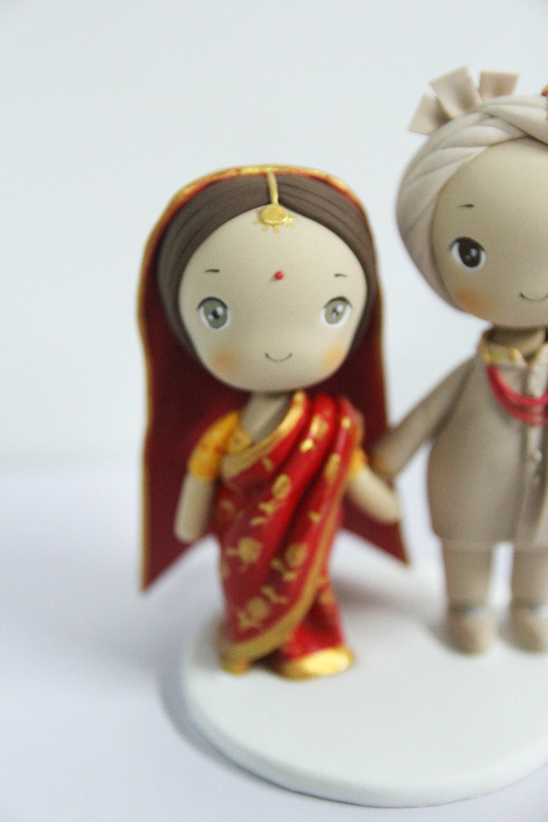 Indian Wedding Cake Topper, Traditional Hindu Wedding Couple, Saree ...