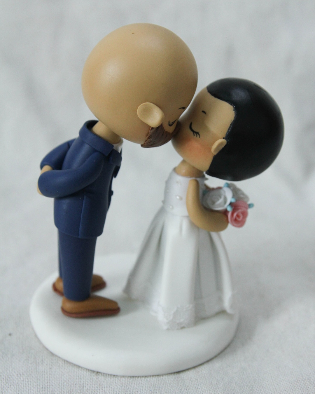 Buzzcut Haircut Bride and Bald Head Groom Wedding Cake Topper, Kissing Couple Wedding Cake ...