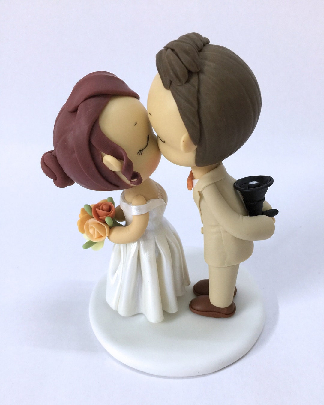 Film Director Wedding Cake Topper: Kissing Bride & Groom With Megaphone ...