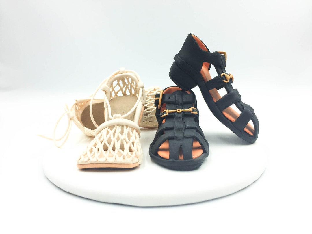Sandals Bride & Groom Wedding Cake Topper, Funny Wedding Cake Topper ...