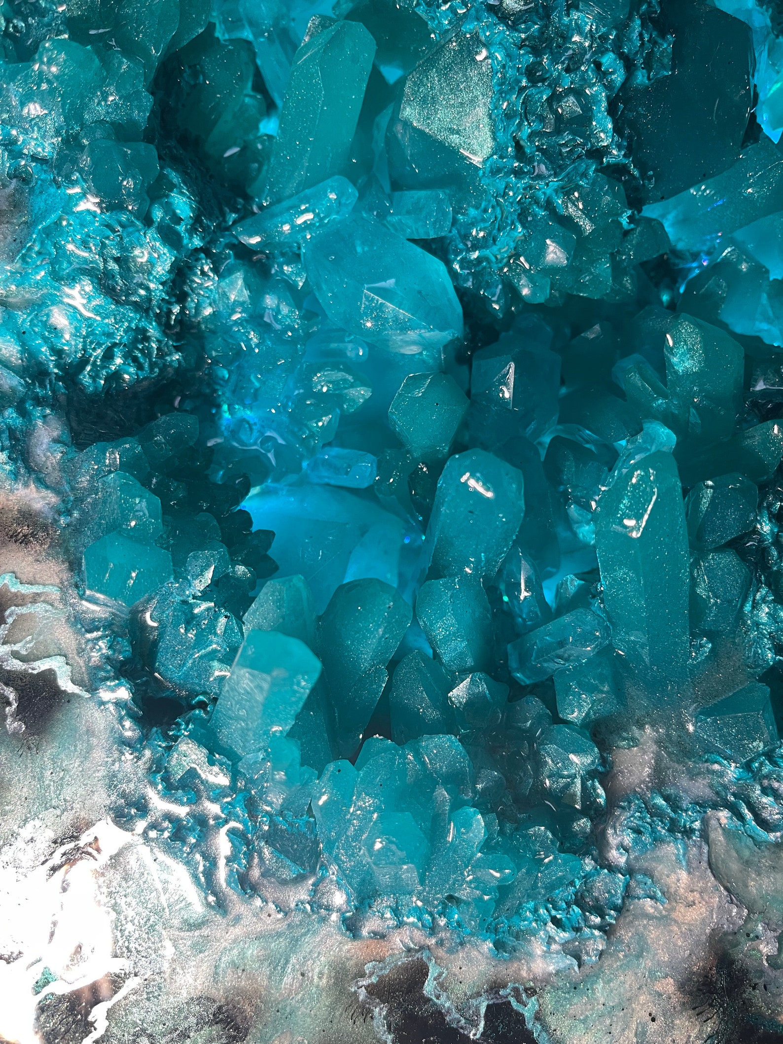 Turquoise Cluster Box, Geode Art, Quartz Crystals, Remote Controlled ...