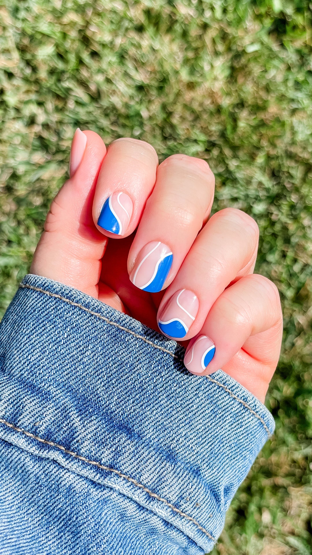 24 Pcs Tangled up in Blue Press on Nails | Short Square Press on Nails ...