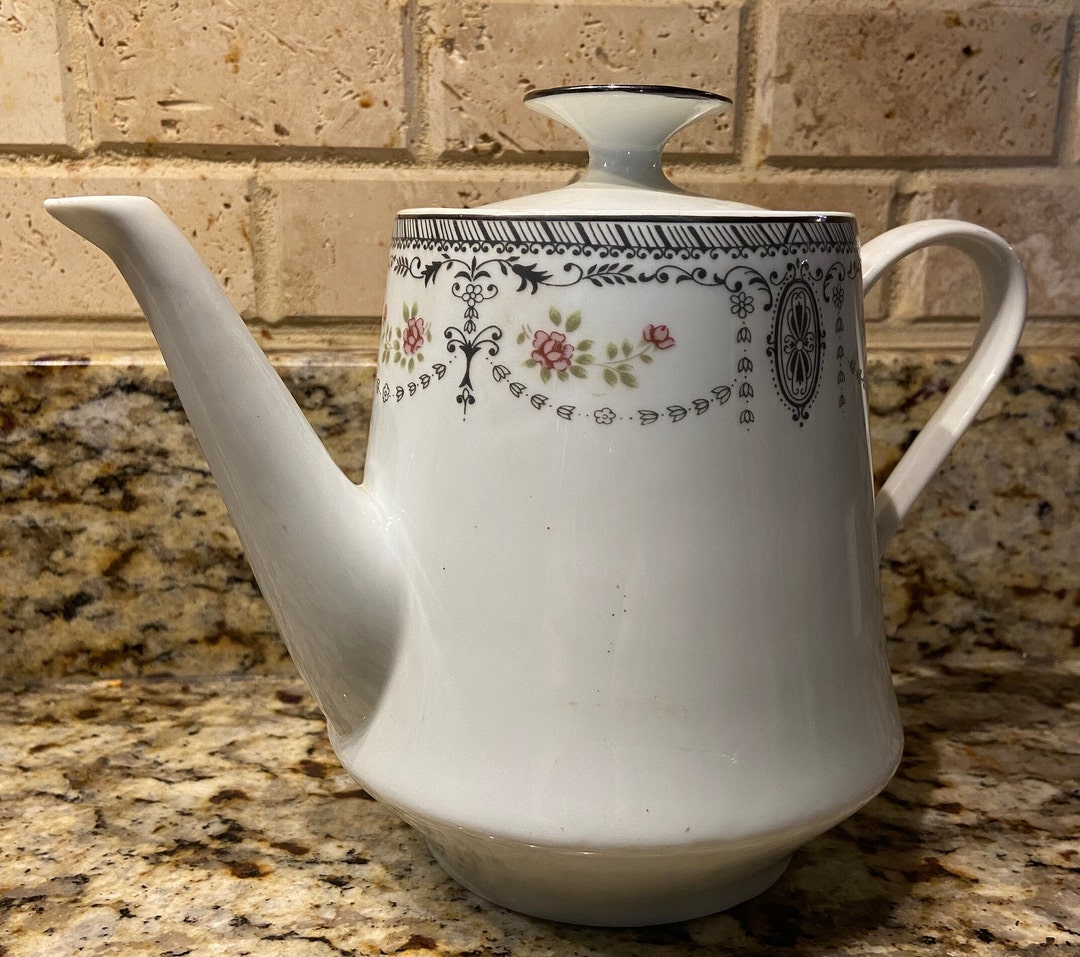 RARE Vintage Porcelana REAL Brasil Teapot Black Lace and Floral - Etsy