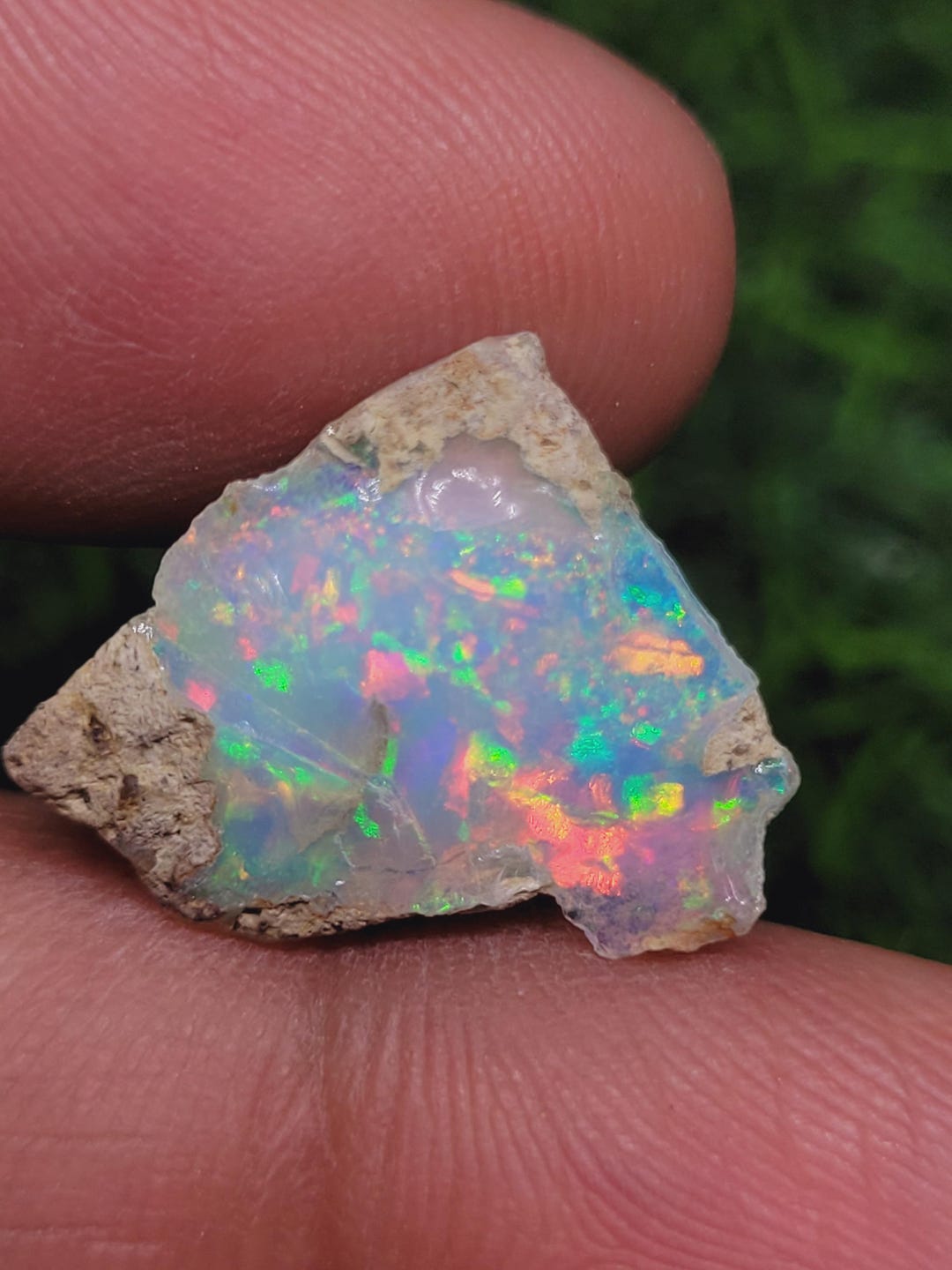 Welo Ethiopia Rough Crystal 5.75 Carat 15x20mm Bright Flash Freeform ...