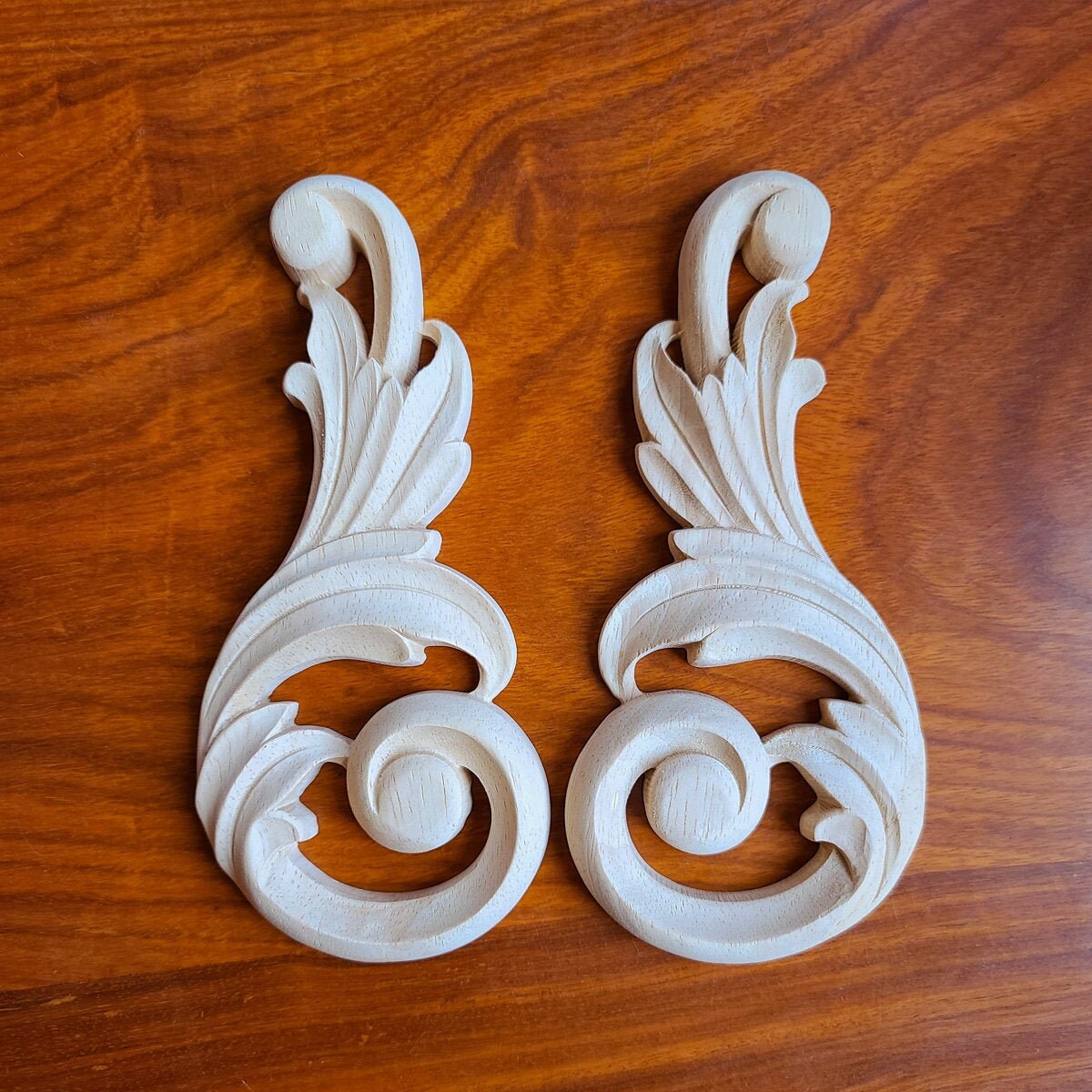Pair of Elegant Scroll Leaf Carved Applique - Etsy Canada