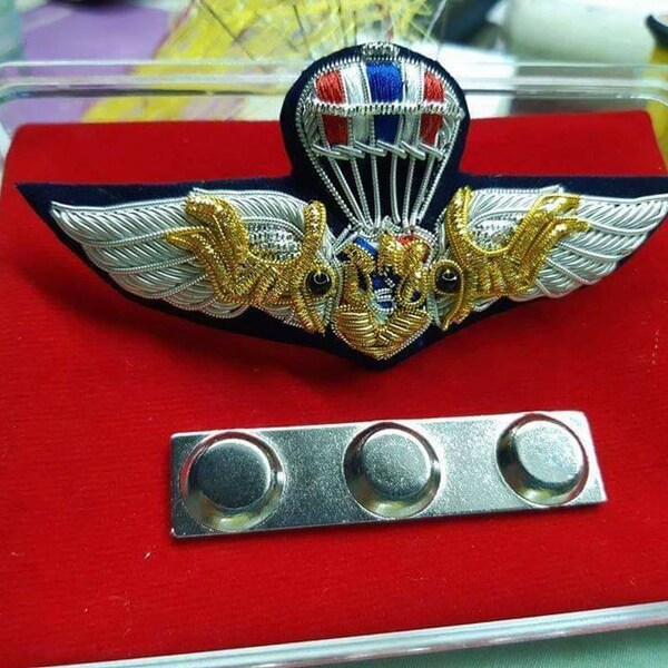 Royal thaï parachutiste badge - Etsy France