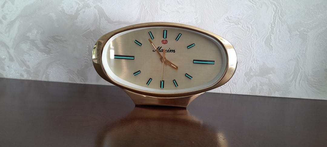 Vintage Maxim Mantle Clock, 60s. Wind up Clock. - Etsy