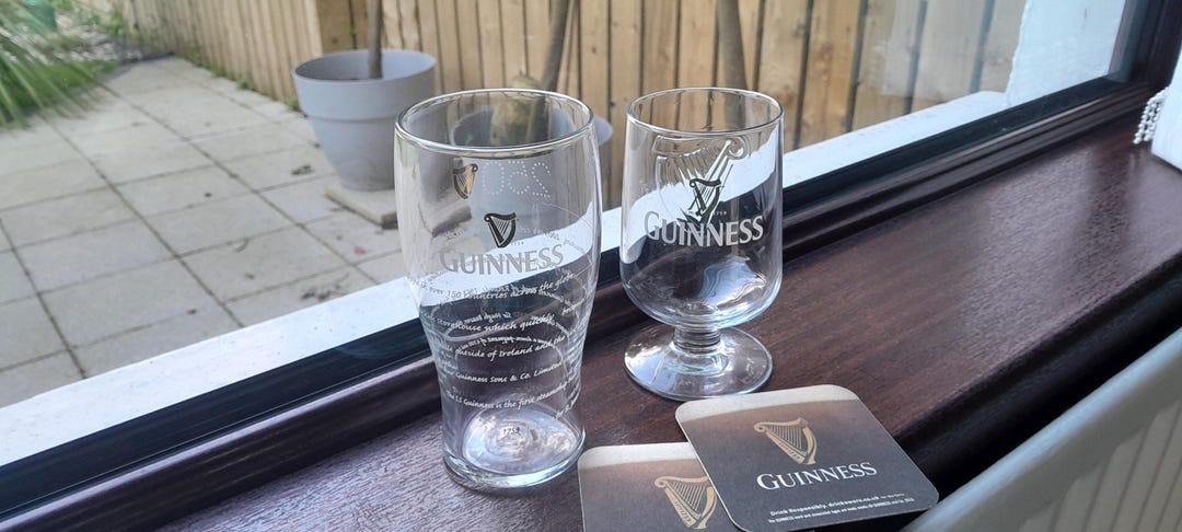 Vintage Guinness Pint and Half Pint Glass and a Guinness Bar Mat. Irish ...