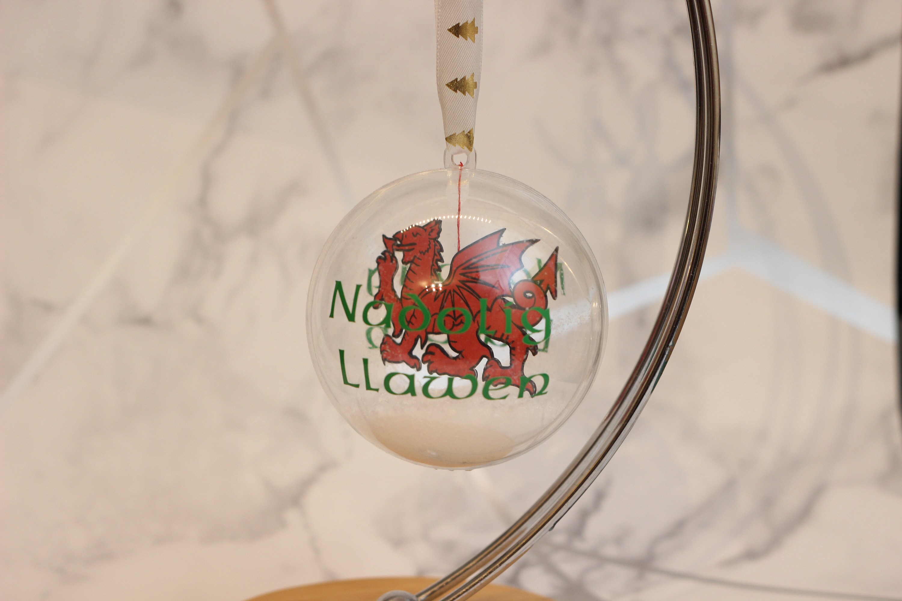 Large 10cm Welsh Christmas Bauble - Etsy.de