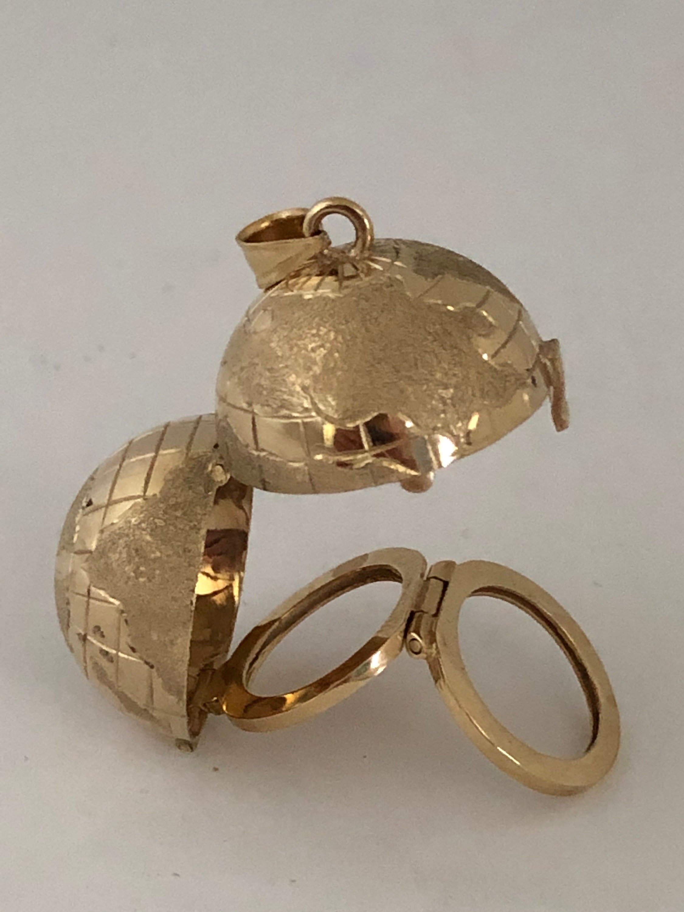 Vintage 14K Gold Ball Locket With Hand Engraved Map - Etsy