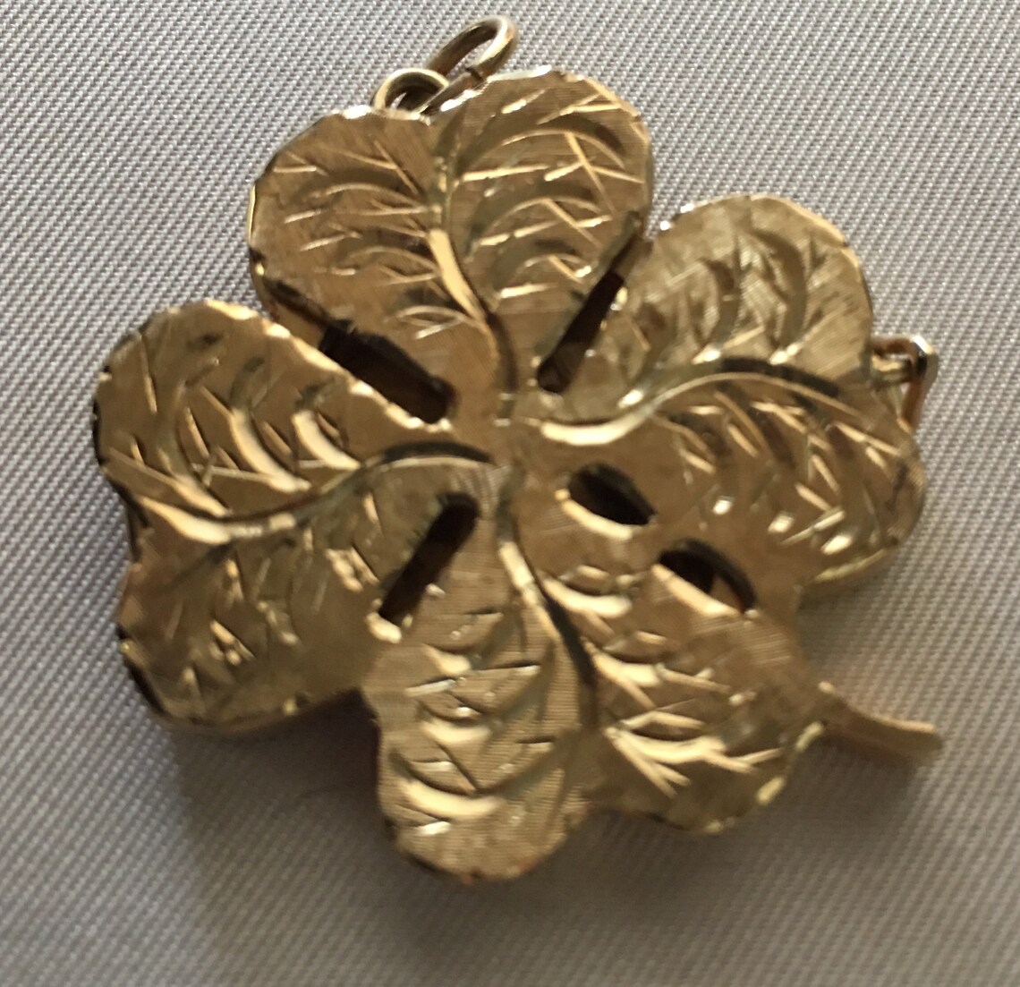14K Gold Large Clover Locket - Etsy