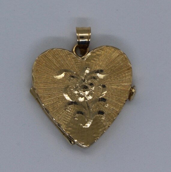 14K Gold Small Heart Locket with Floral Design - Gem