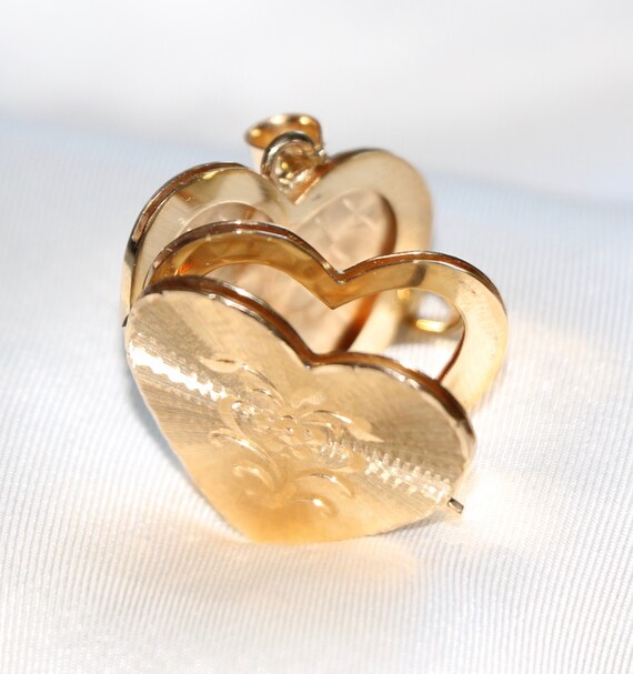 14K Gold Small Heart Locket with Floral Design - Gem