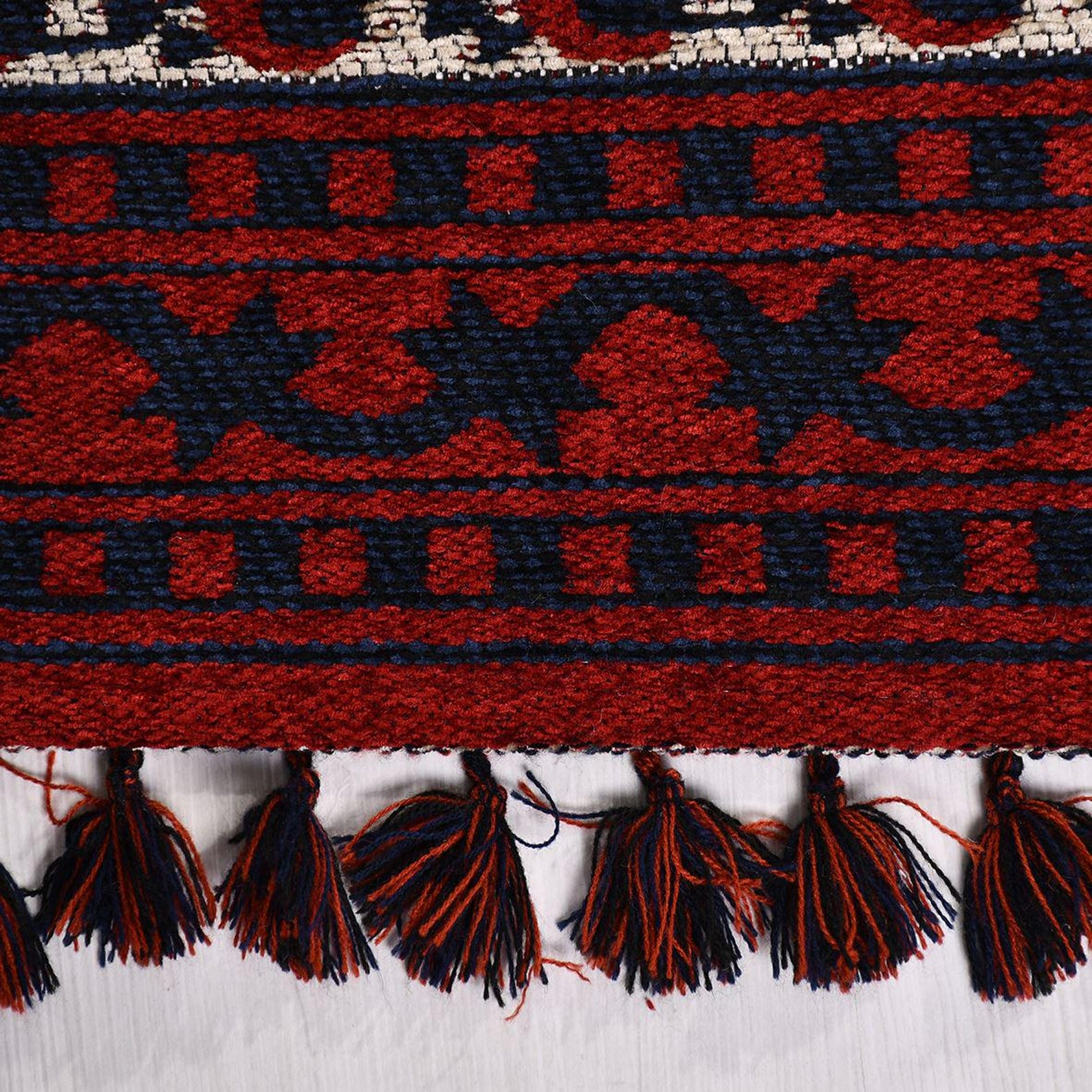 Rug in Dark Blue and Red, Oriental Rug, Woven Traditional Brand New Rug ...
