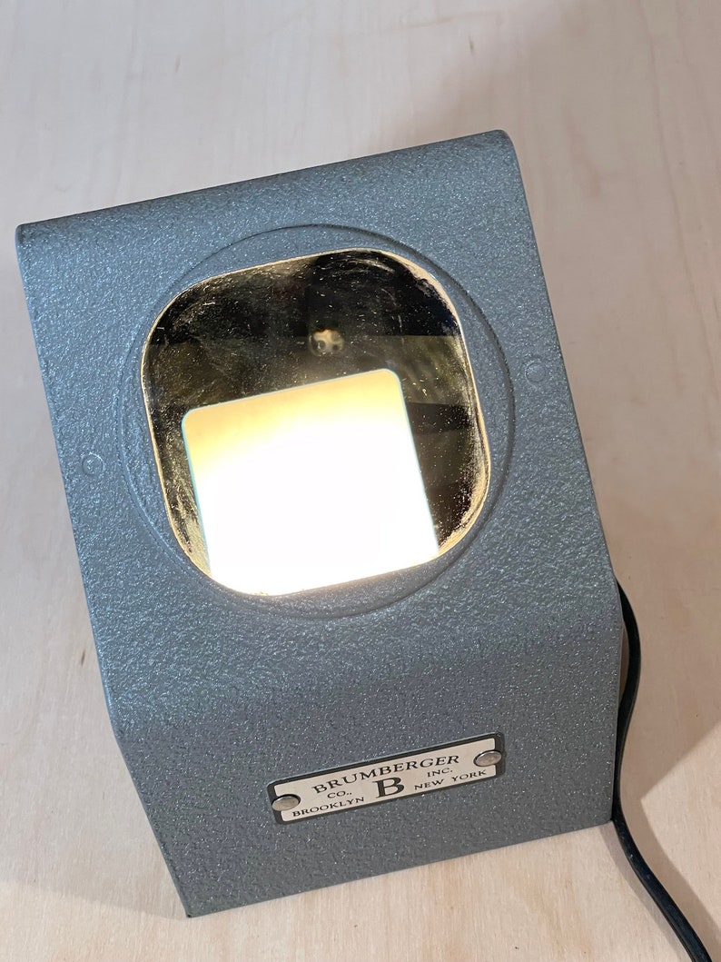 Brumberger Slide Viewer | 1950s Electric Slide Viewer | Vintage Camera ...