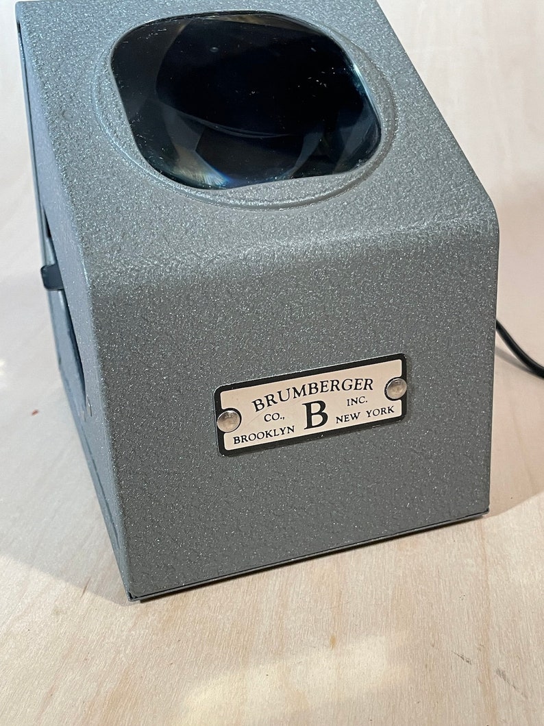 Brumberger Slide Viewer | 1950s Electric Slide Viewer | Vintage Camera ...